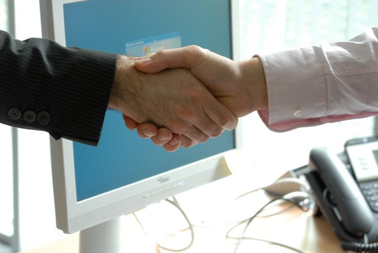 Concessionnaires automobiles : les 3 clés d’une relation client réussie ... Concessionnaires automobiles : les 3 clés d’une relation client réussie ...